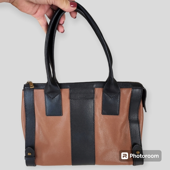 Fossil | Bags | Fossil Gwen Leather Black And Coffee Colorblock Satchel ...